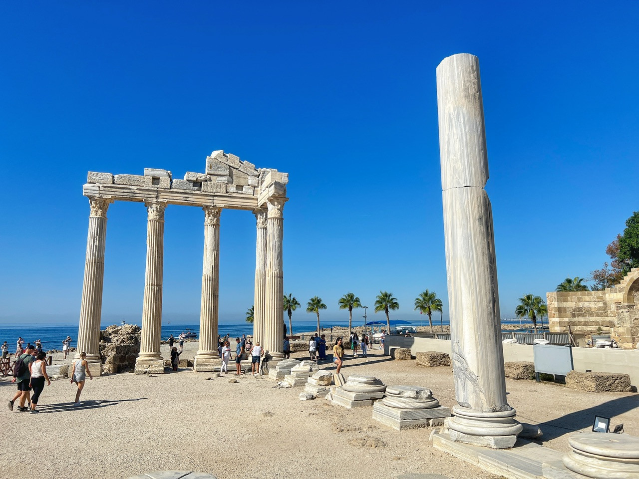Being True Tourists on the Turkish Riviera-Side, Turkiye - Explorer Genes