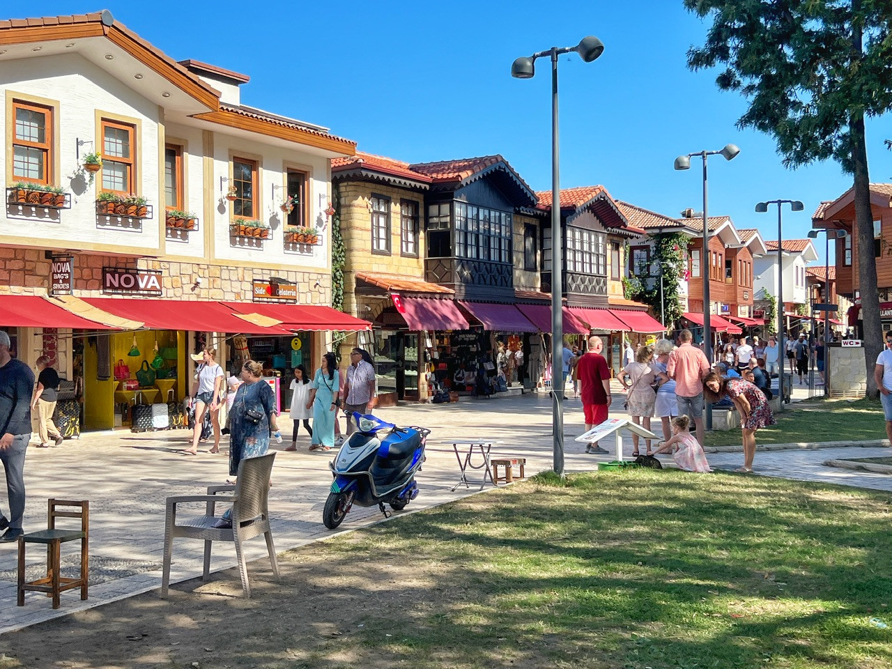 Being True Tourists on the Turkish Riviera-Side, Turkiye - Explorer Genes